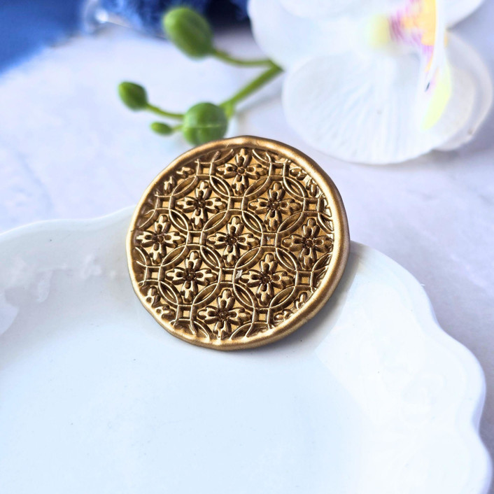 Arabesque Medallion- Customizable Color- Set of 25 Hand-crafted Wax ...